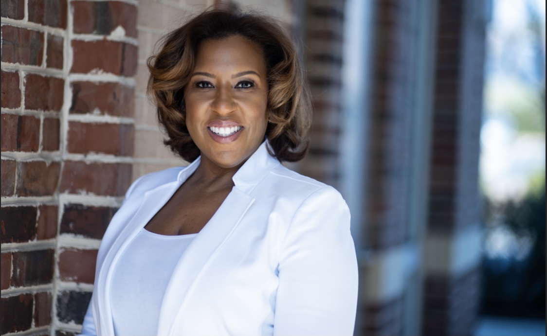 Chantalle Couba - Authentic Voice for Change