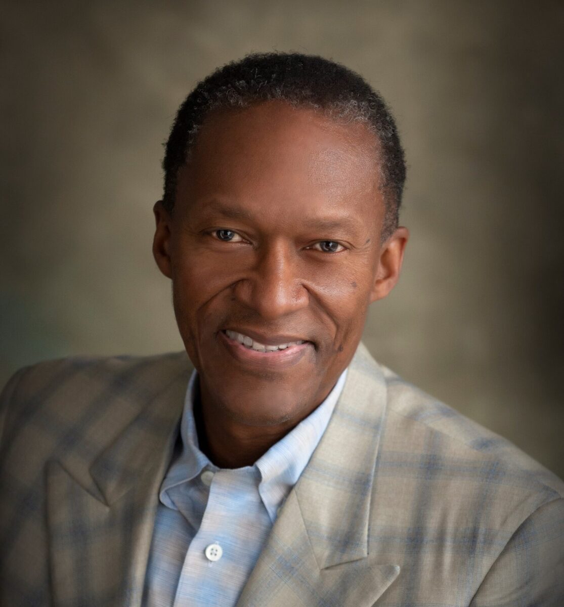 Peter W. McCauley Sr. - Extraordinarily Courageous Communicator